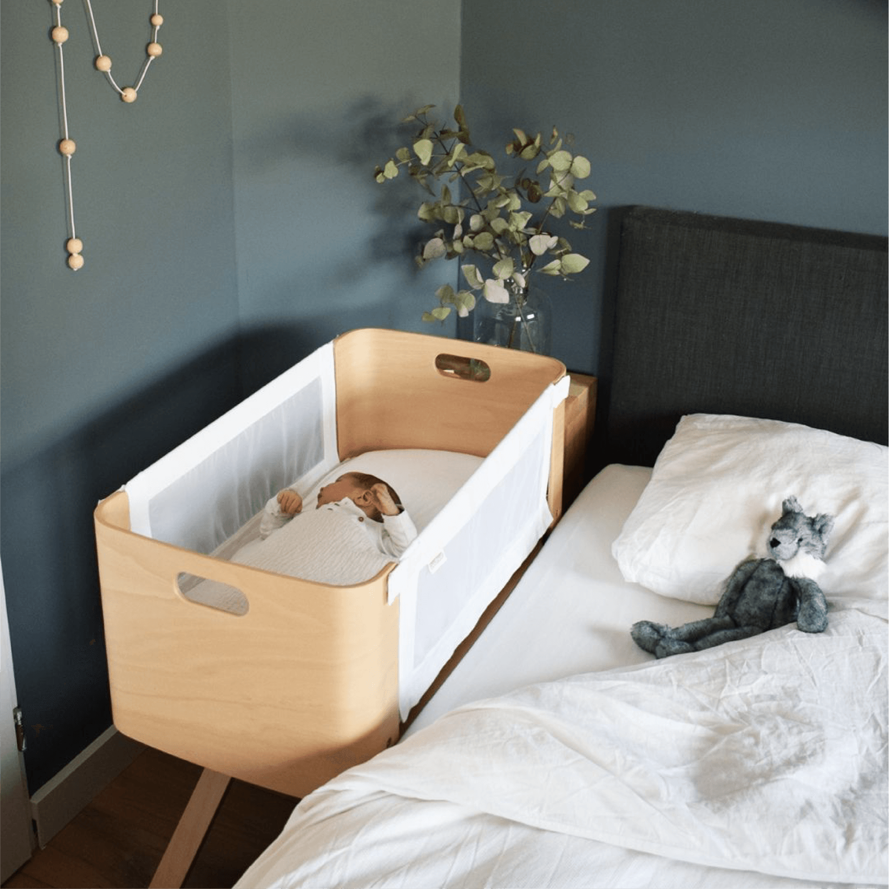 Co-sleeper Bednest hout inklapbaar – Tiny Library